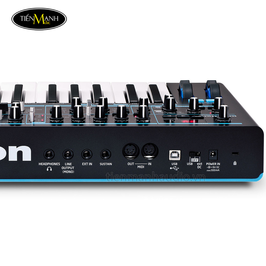 Novation Bass Station II Analog Synthesizer - Controller